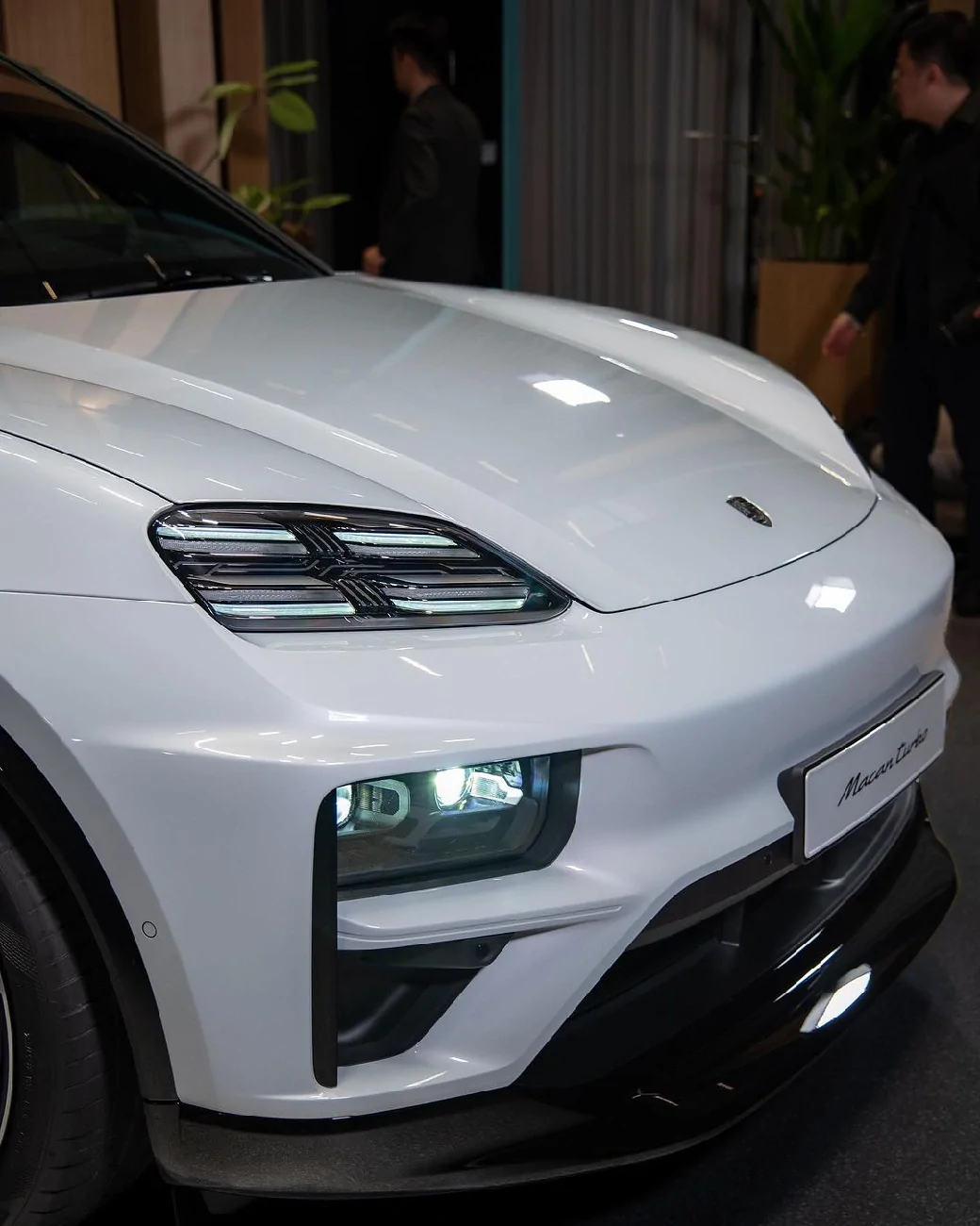 ICE GREY Macan EV Photos Thread | Macan EV Forum, News, Info ...