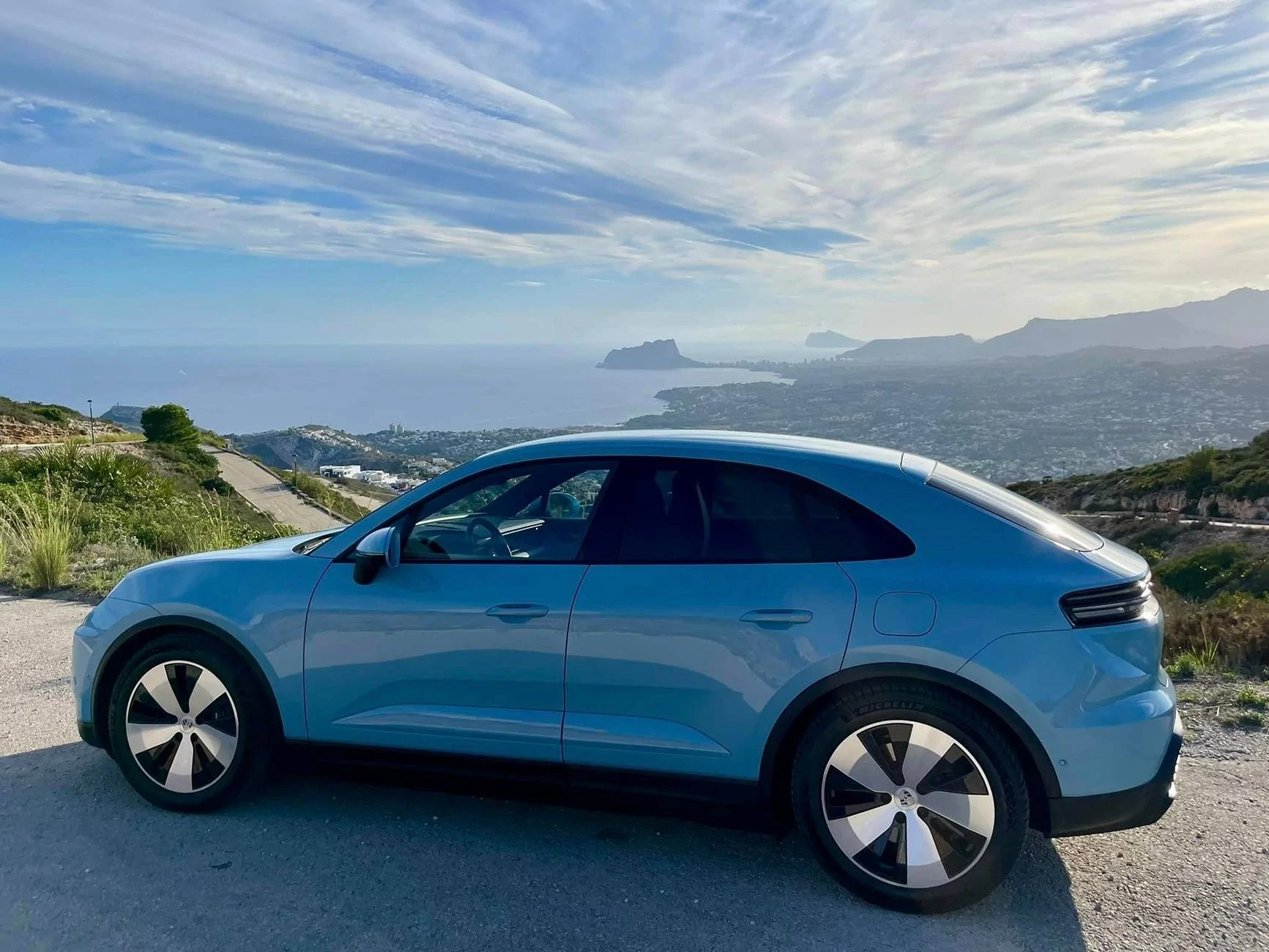 FROZEN BLUE Macan EV Photos Thread | Macan EV Forum, News, Info ...