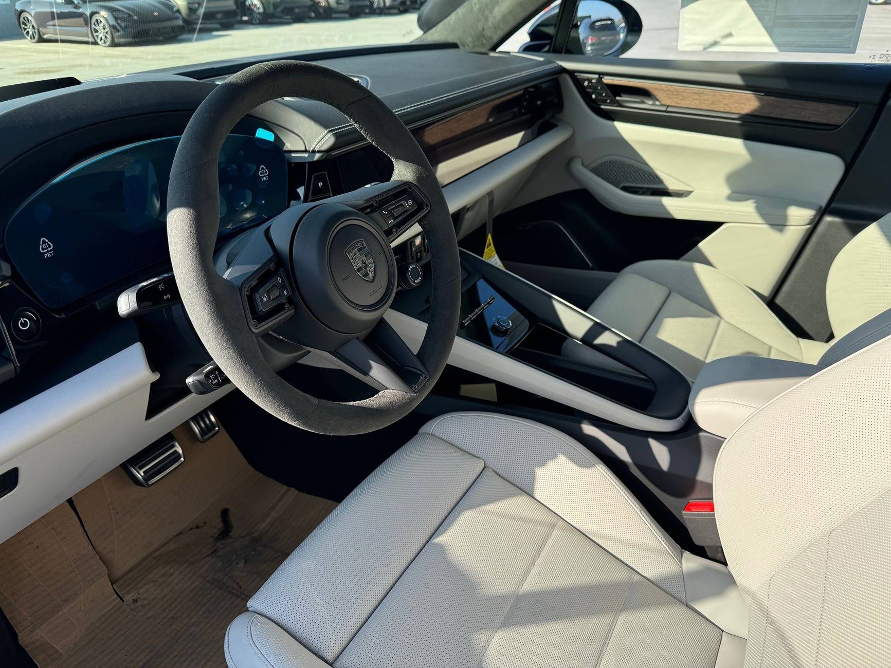 AVENTURINE GREEN Macan EV Photos Thread | Page 2 | Macan EV Forum, News ...