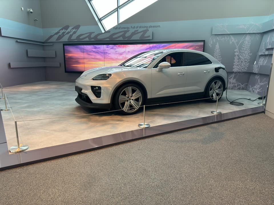 ICE GREY Macan EV Photos Thread | Page 2 | Macan EV Forum, News, Info ...