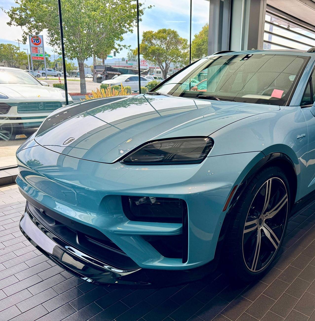 FROZEN BLUE Macan EV Photos Thread | Macan EV Forum, News, Info ...