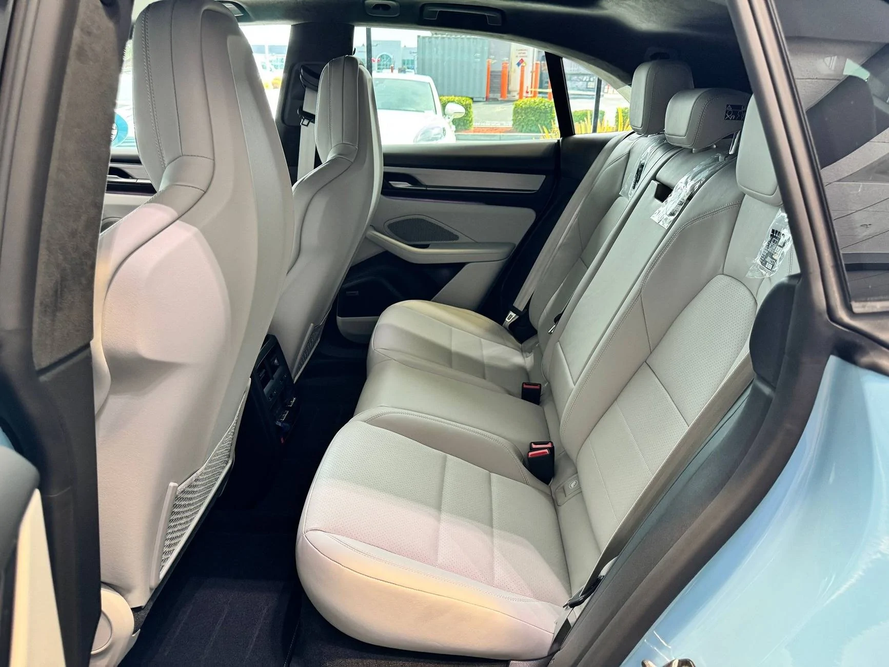 FROZEN BLUE Macan EV Photos Thread | Macan EV Forum, News, Info ...