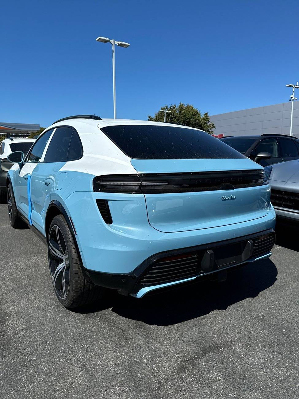 FROZEN BLUE Macan EV Photos Thread | Macan EV Forum, News, Info ...