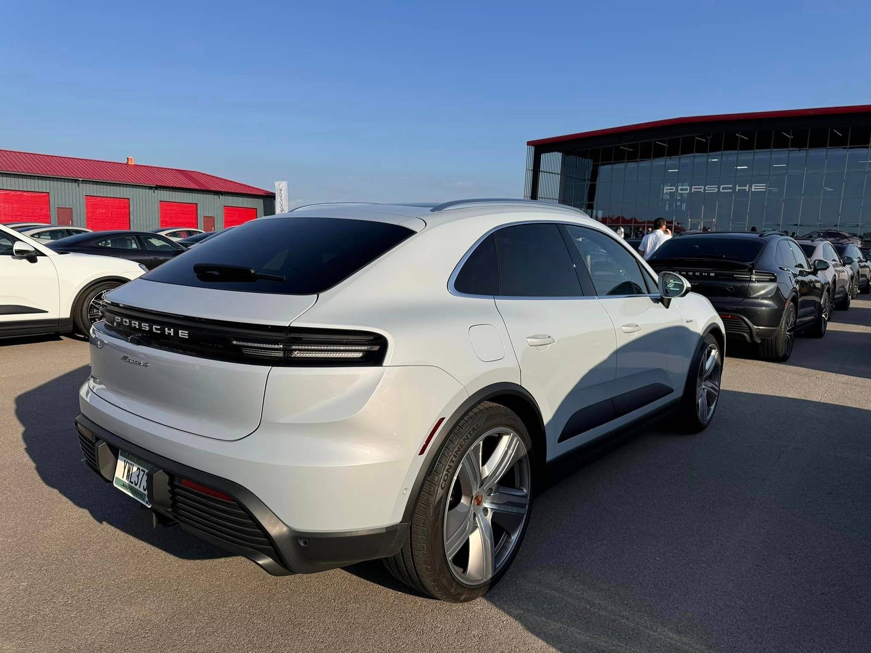 ICE GREY Macan EV Photos Thread | Page 2 | Macan EV Forum, News, Info ...