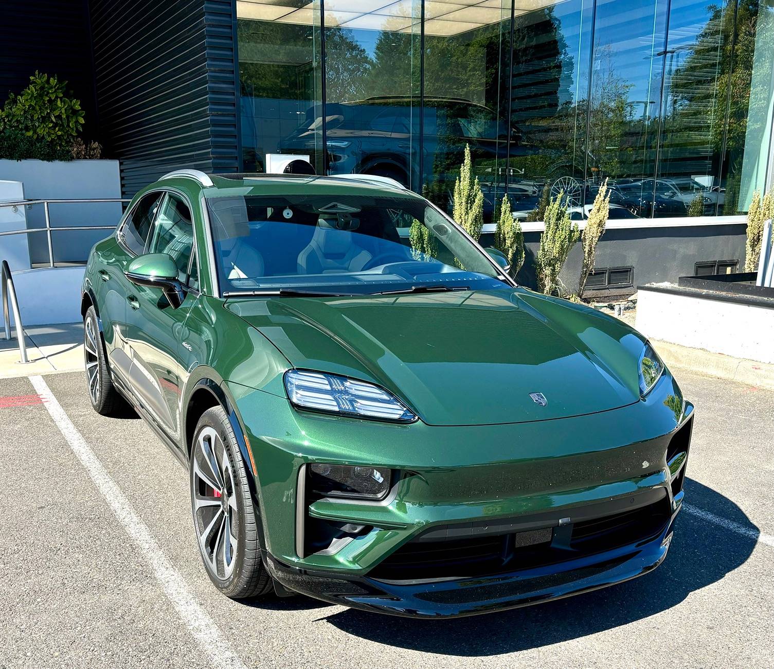 Oak Green is stunning! First Macan EV impressions @ dealership | Macan ...