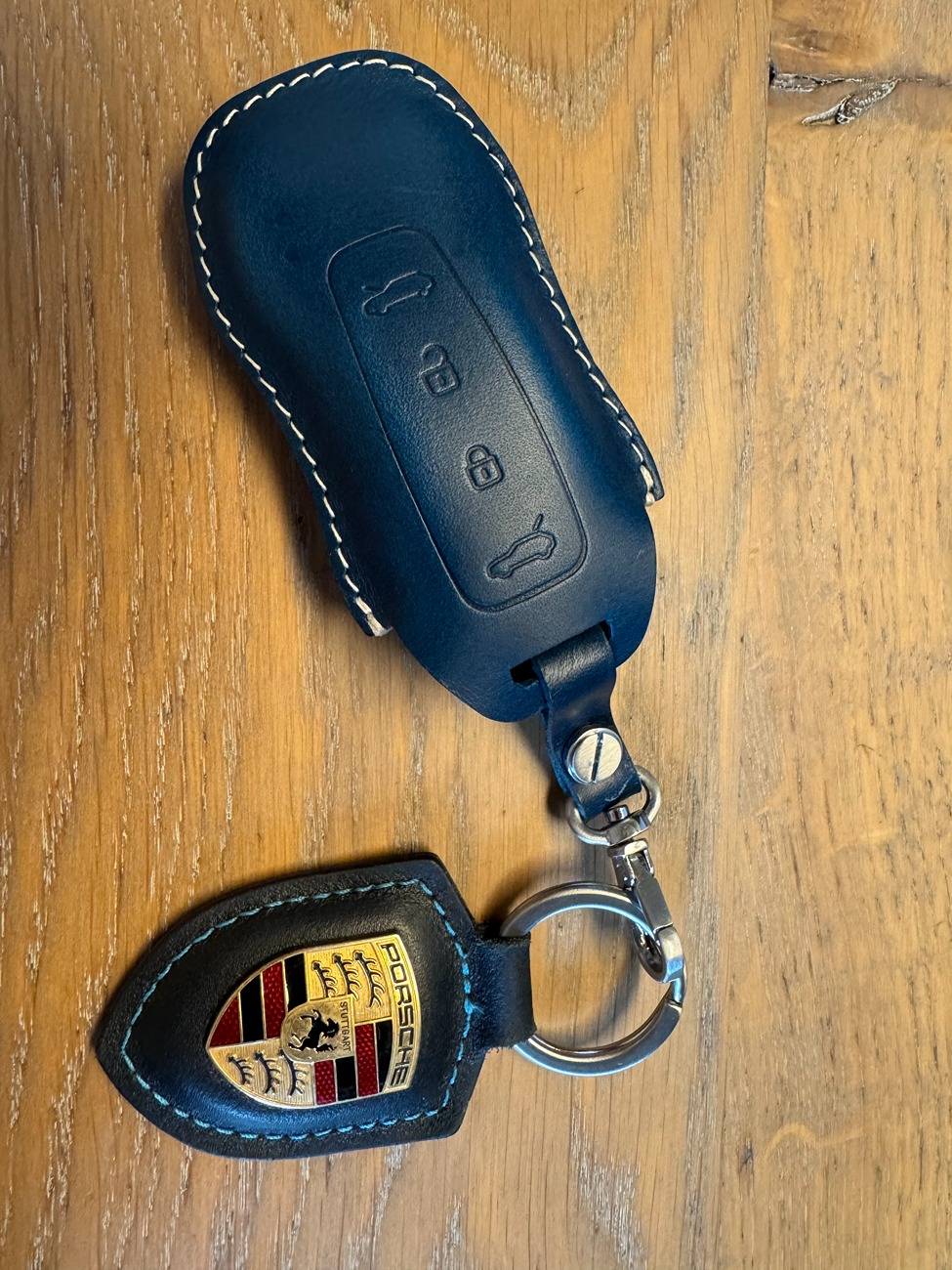 Macan EV Key Fob - photos | Page 2 | Macan EV Forum, News, Info ...