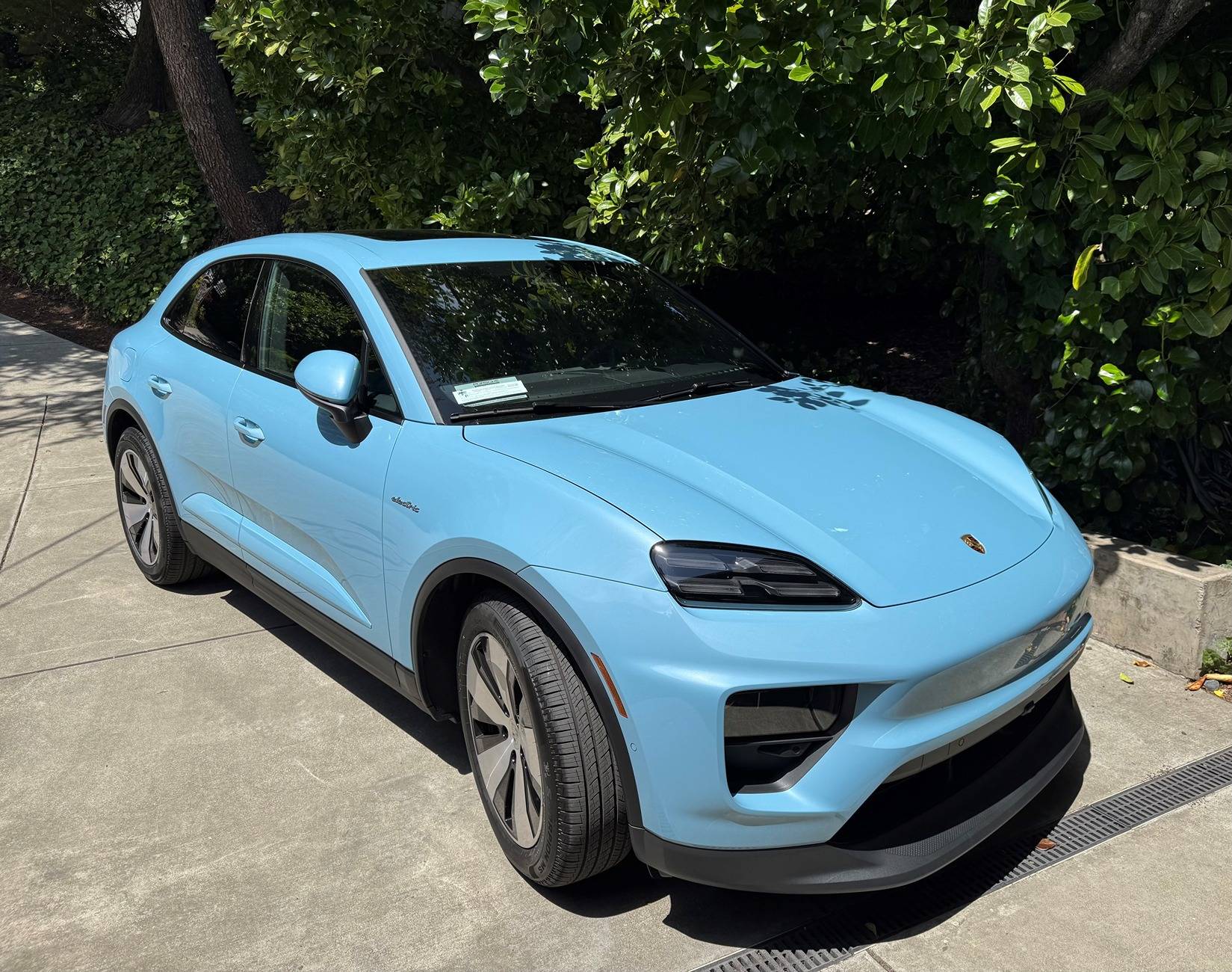 Here's my frozen blue Turbo - just took delivery! | Macan EV Forum ...