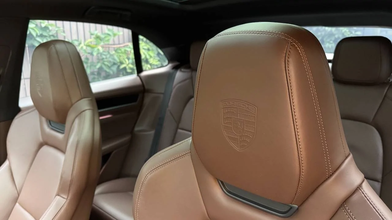 🎨 Interior: TRUFFLE BROWN Photos | Macan EV Forum, News, Info ...