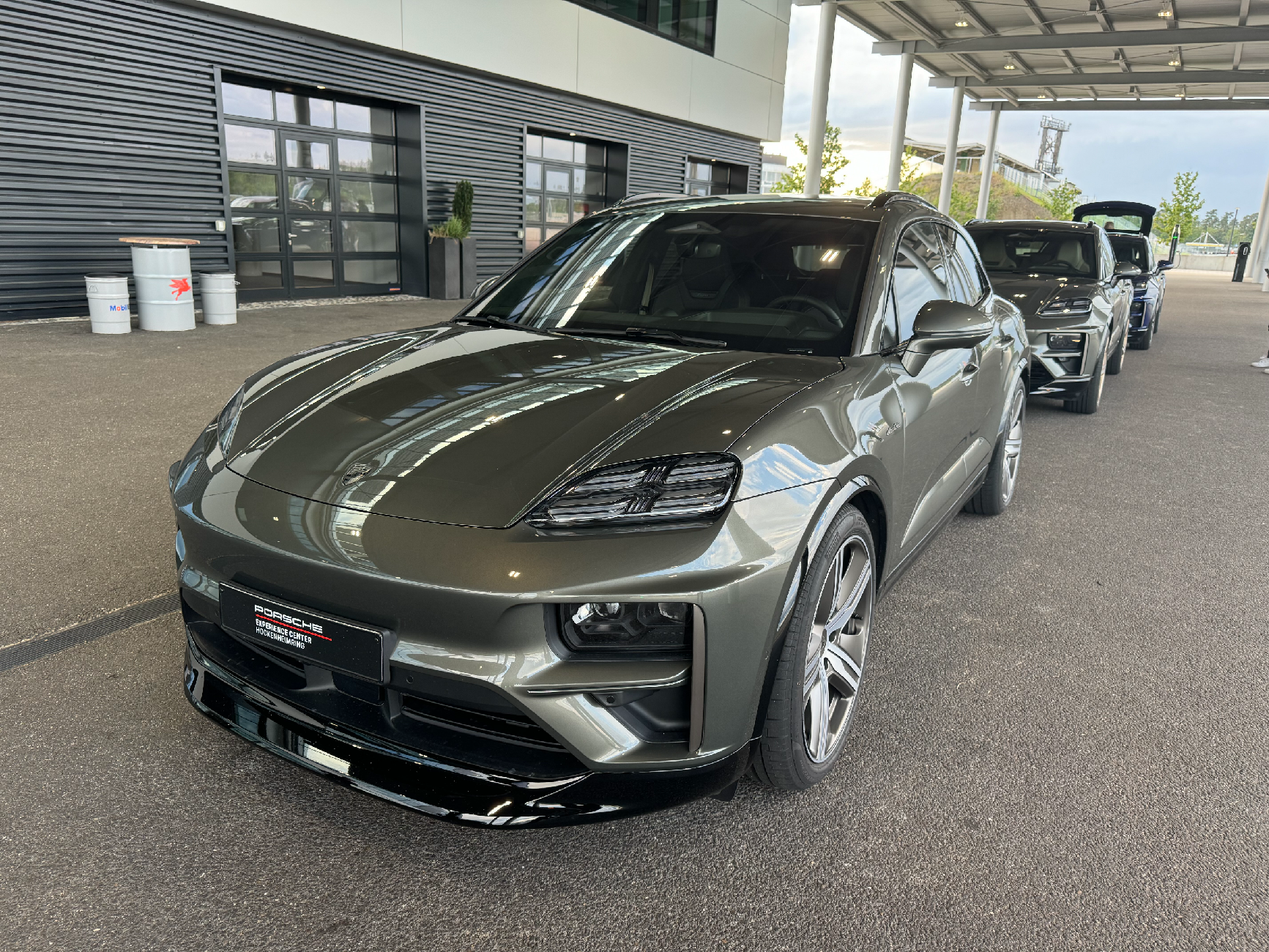 My test drive of Macan EV Turbo (by Taycan owner) - review impressions ...