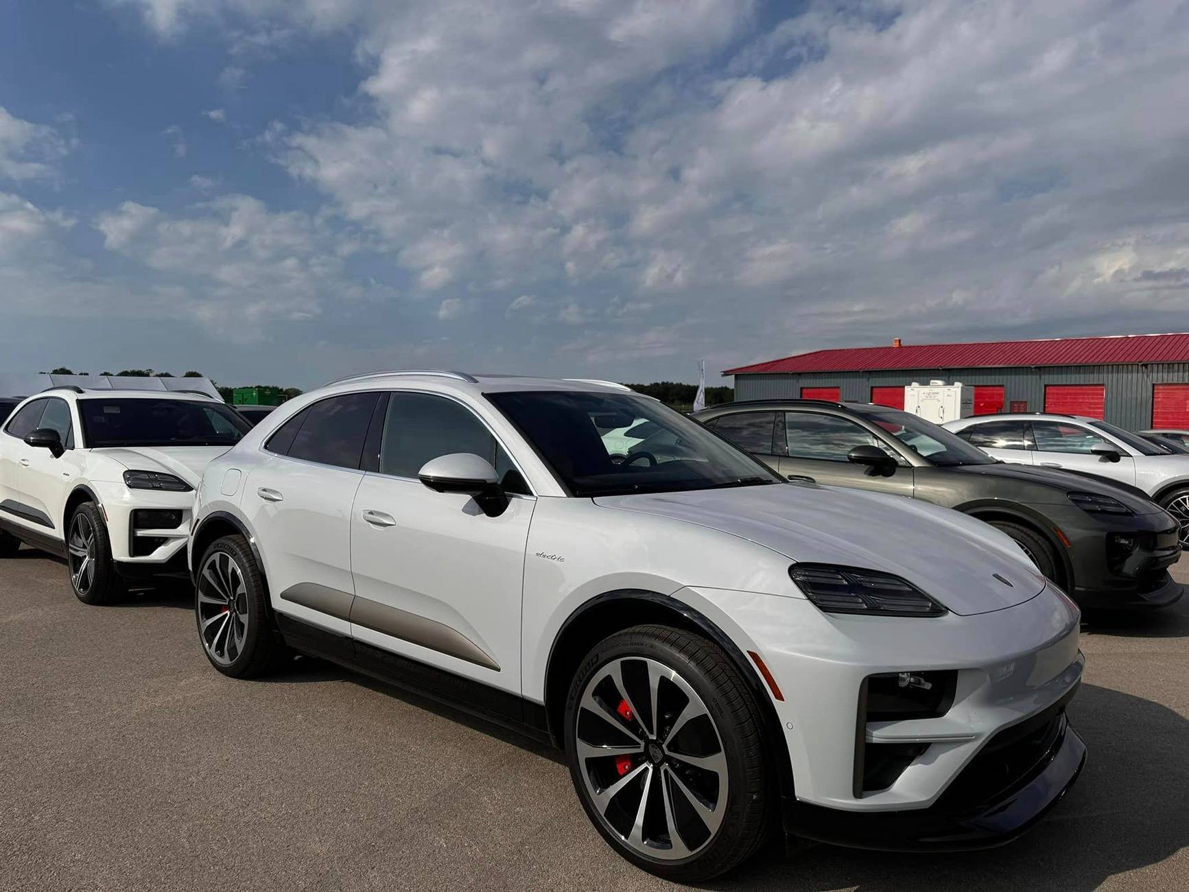 White vs. Ice Grey Macan EV comparison photos | Macan EV Forum, News ...