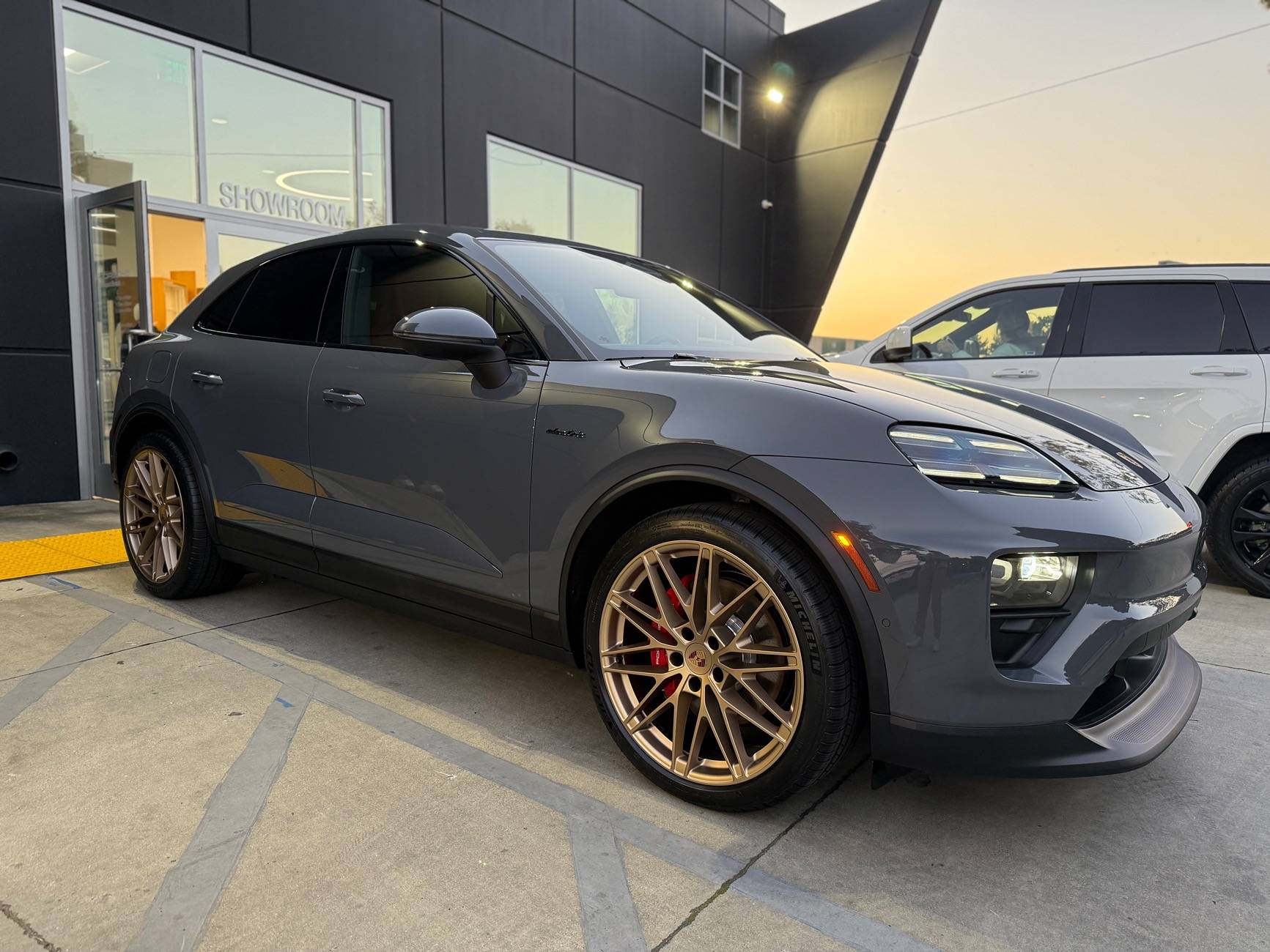 SGN and Bordeaux on Gold wheels Macan 4S pick up | Macan EV Forum, News ...